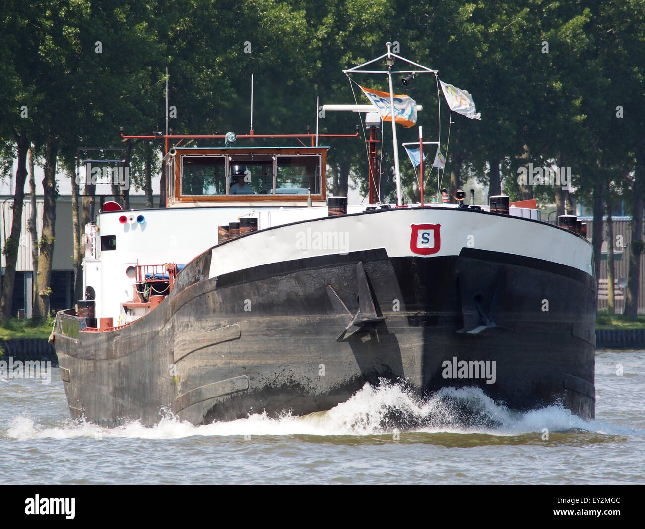 The Crescendo, a container ship and chemical tanker, navigates the ...
