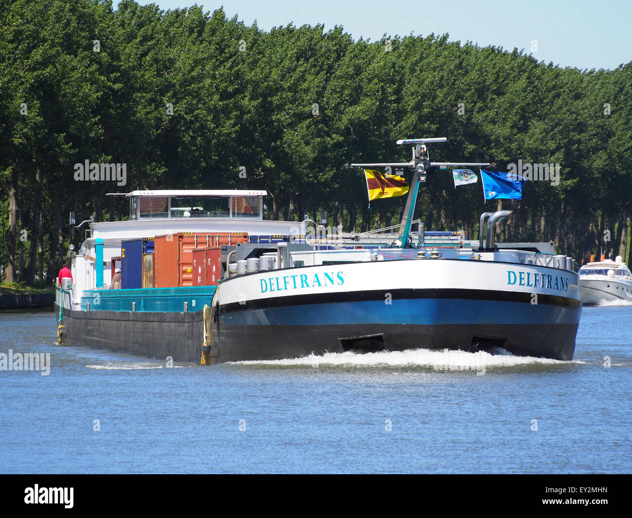 The Delftrans, with ENI 02324880, operates on the Amsterdam-Rijn Canal ...