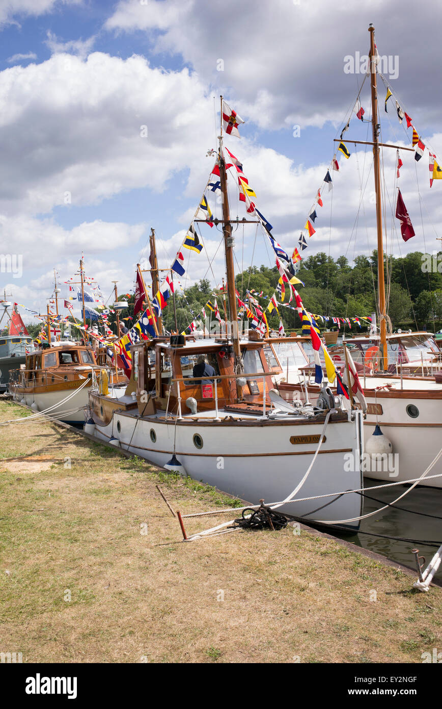 Little ships of dunkirk hi-res stock photography and images - Alamy