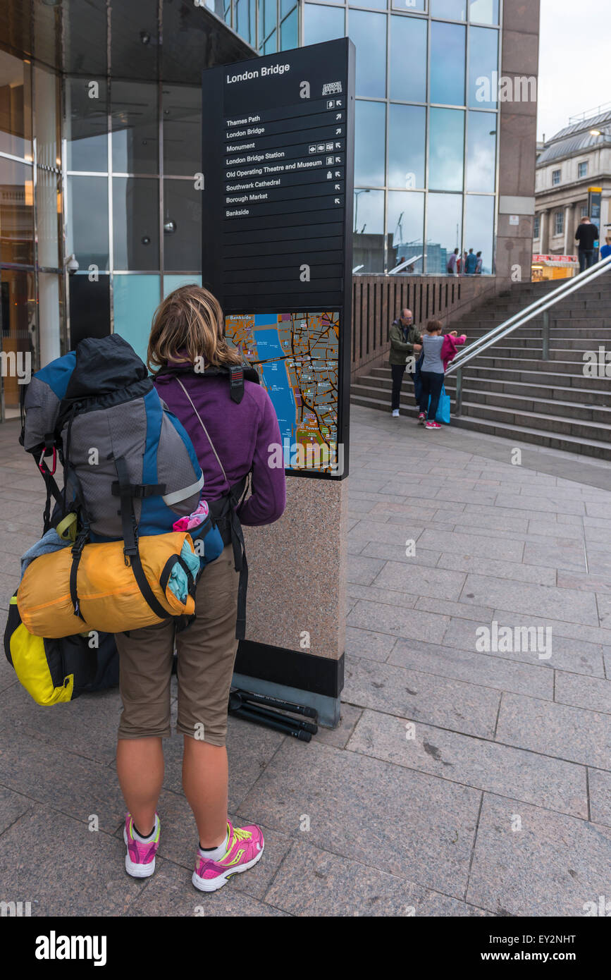Hitch hiker london hi-res stock photography and images - Alamy