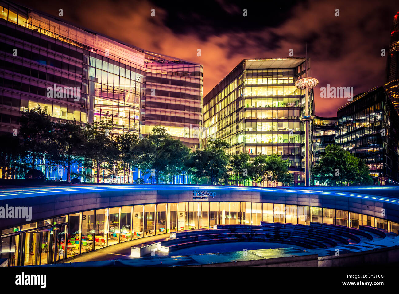 City hall and the scoop hi-res stock photography and images - Alamy