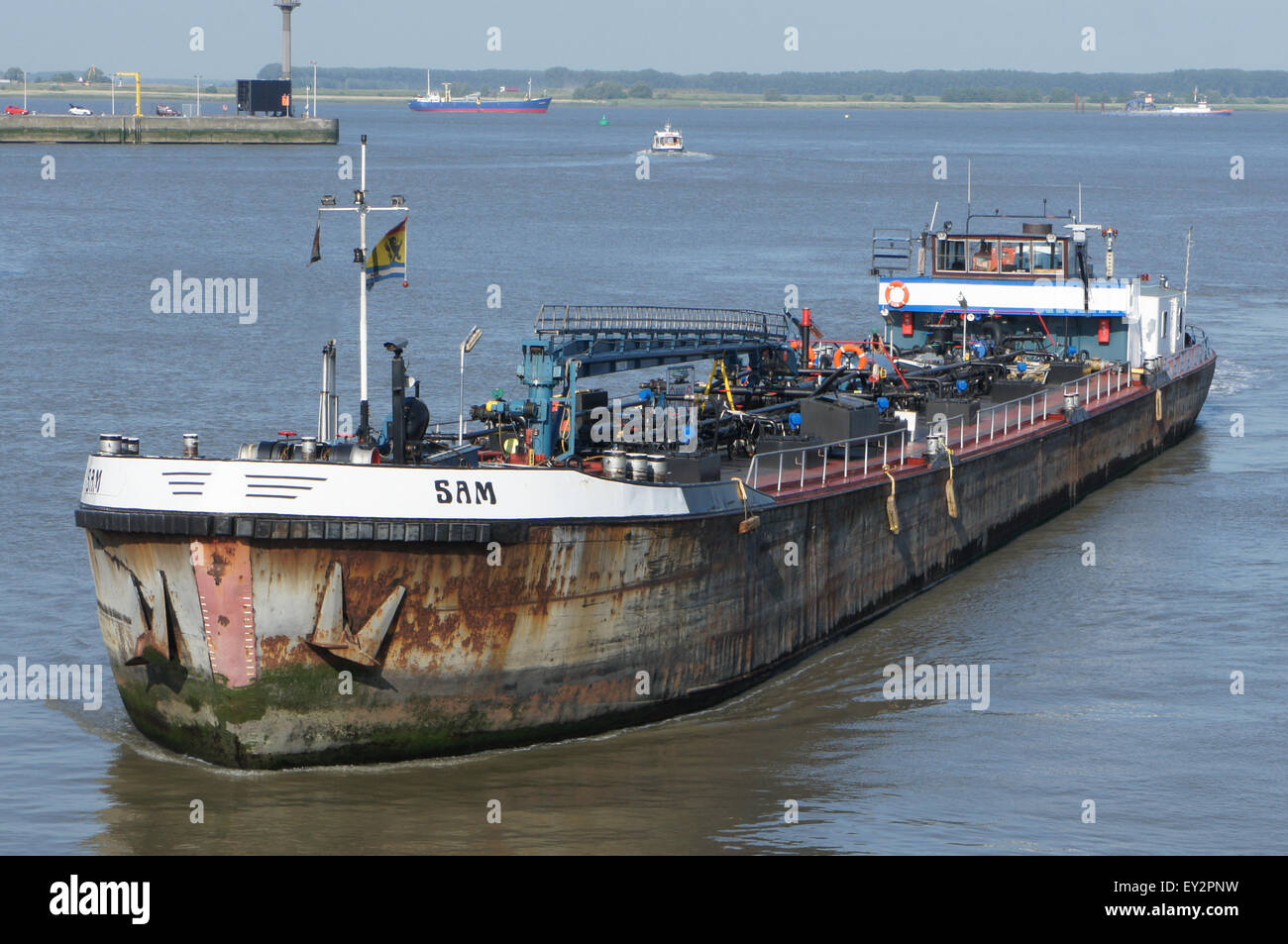 Sam, ENI 06004010, is a container ship docked at Zandvlietsluis in ...