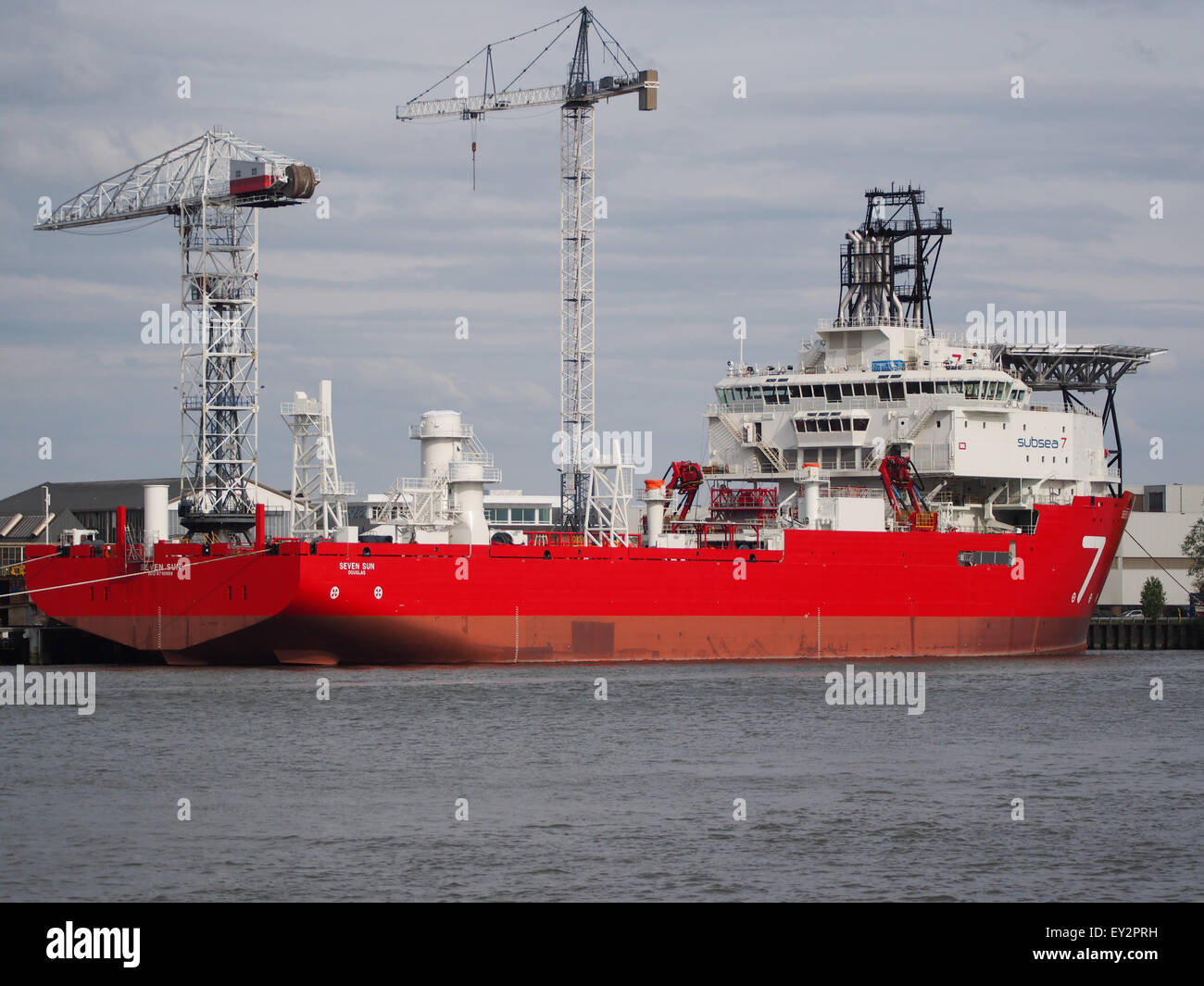 The Seven Sun (IMO 9710969) is a container ship navigating the Noord ...