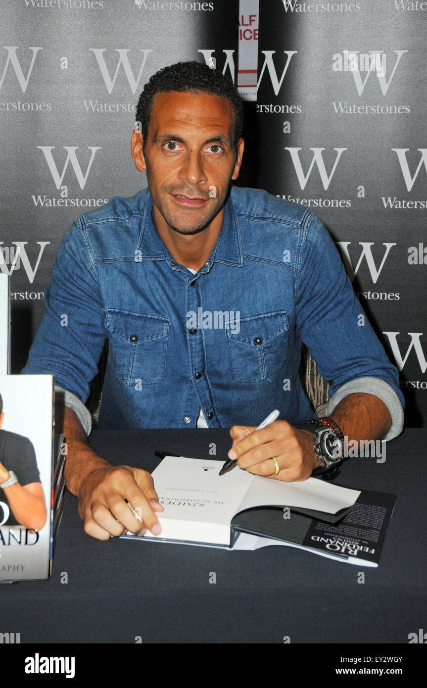 Rio ferdinand hi-res stock photography and images - Alamy