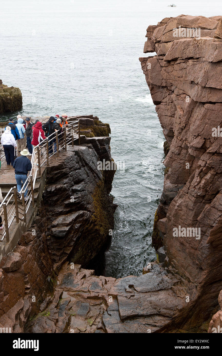 Thunder hole maine hi-res stock photography and images - Alamy