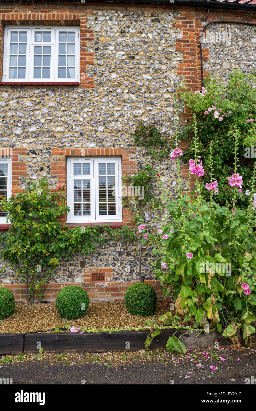 Flint buildings hi-res stock photography and images - Alamy