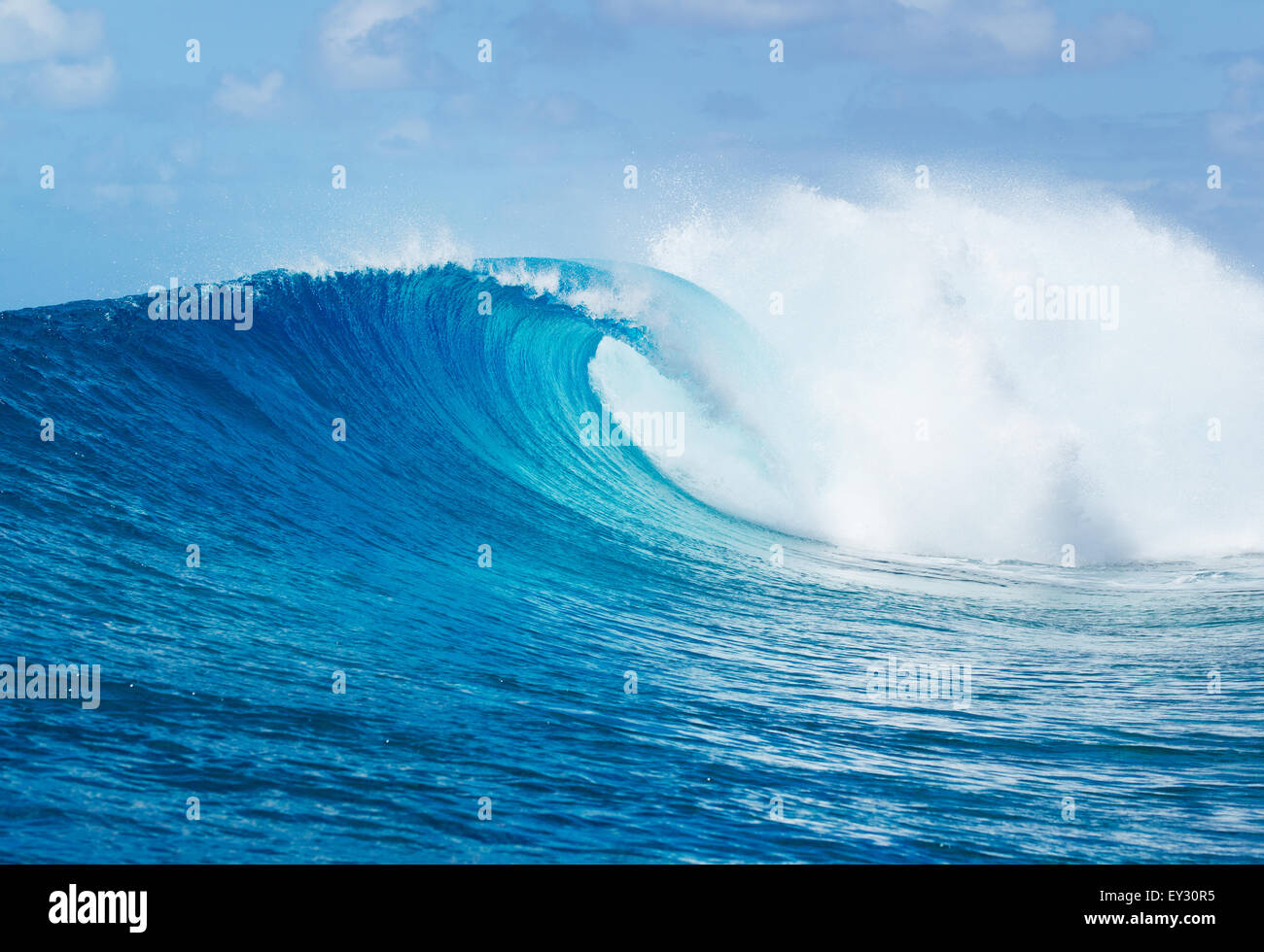 Pure ocean water hi-res stock photography and images - Alamy