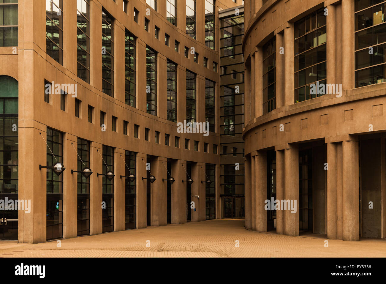 Vancouver library books hi-res stock photography and images - Alamy