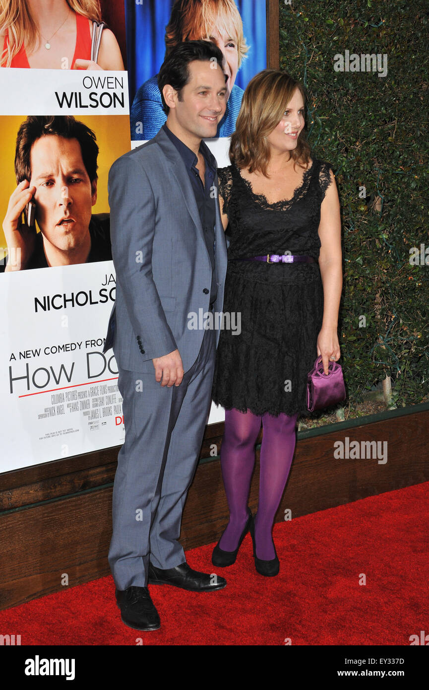 LOS ANGELES, CA - DECEMBER 13, 2010: Paul Rudd & wife at the world ...