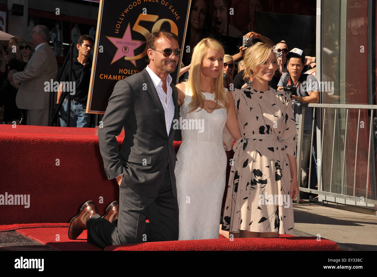 Tim mcgraw star on hollywood hi-res stock photography and images - Alamy