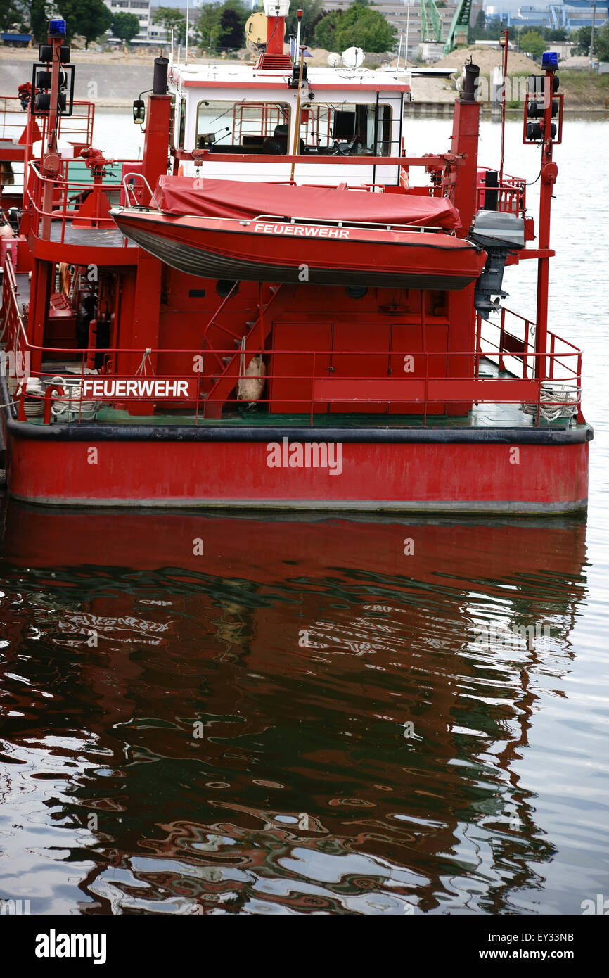 Readiness firefighting hi-res stock photography and images - Alamy