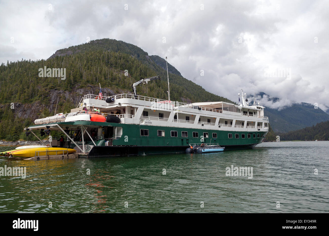 Cruise ship scenery ocean hi-res stock photography and images - Alamy