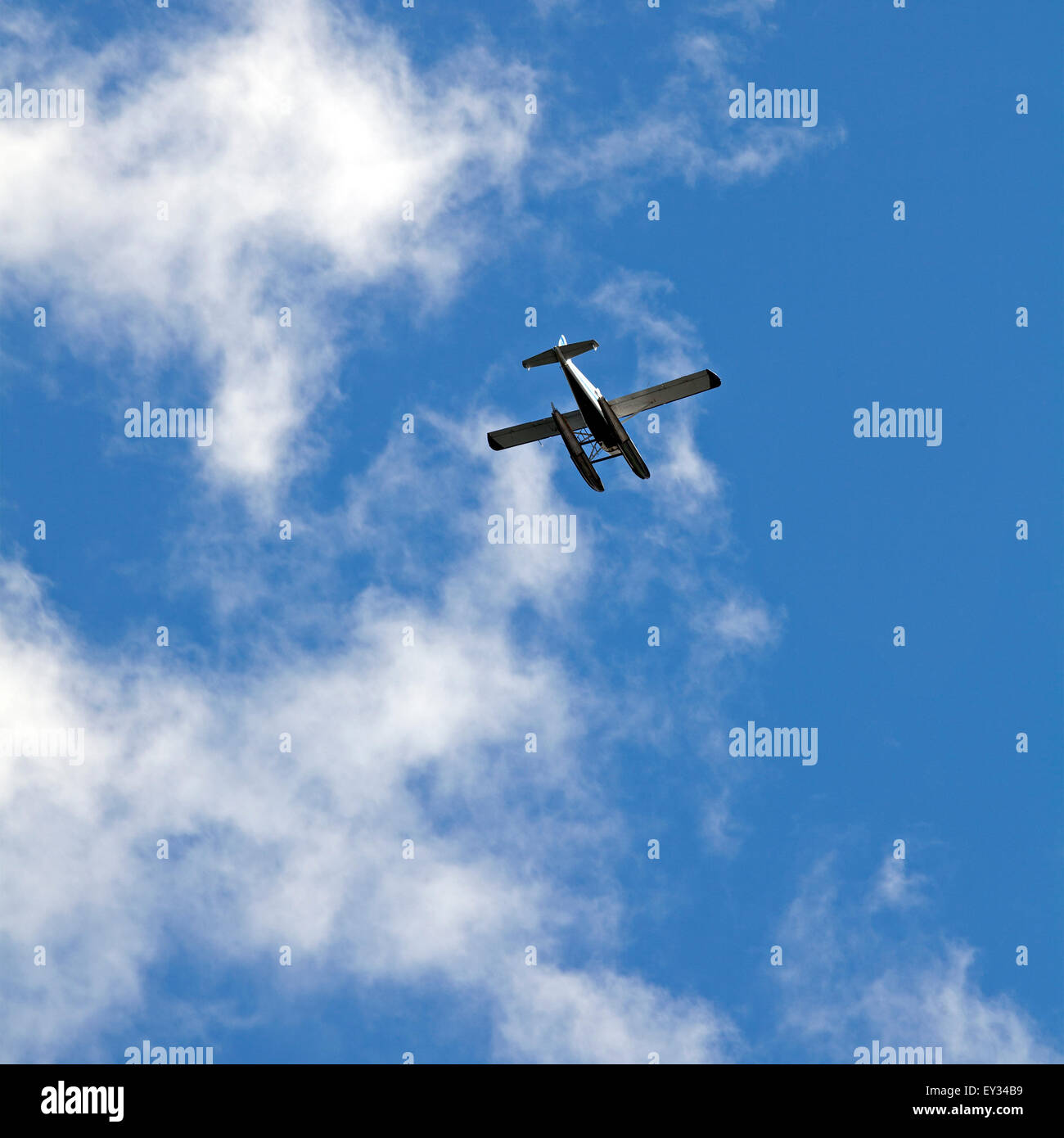 Float plane airplane hi-res stock photography and images - Alamy