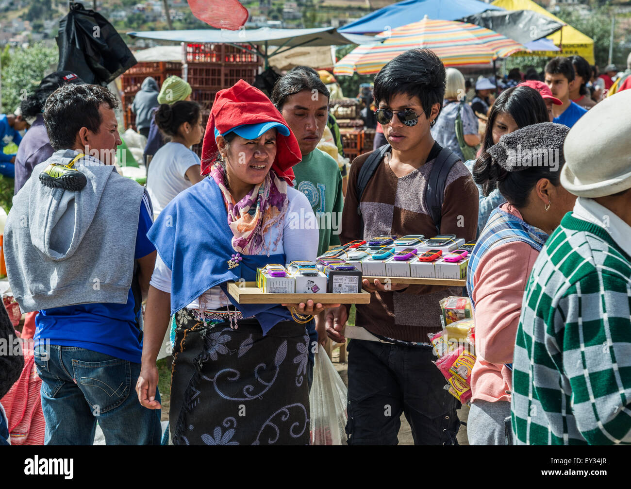 Indian market vendors hi-res stock photography and images - Alamy