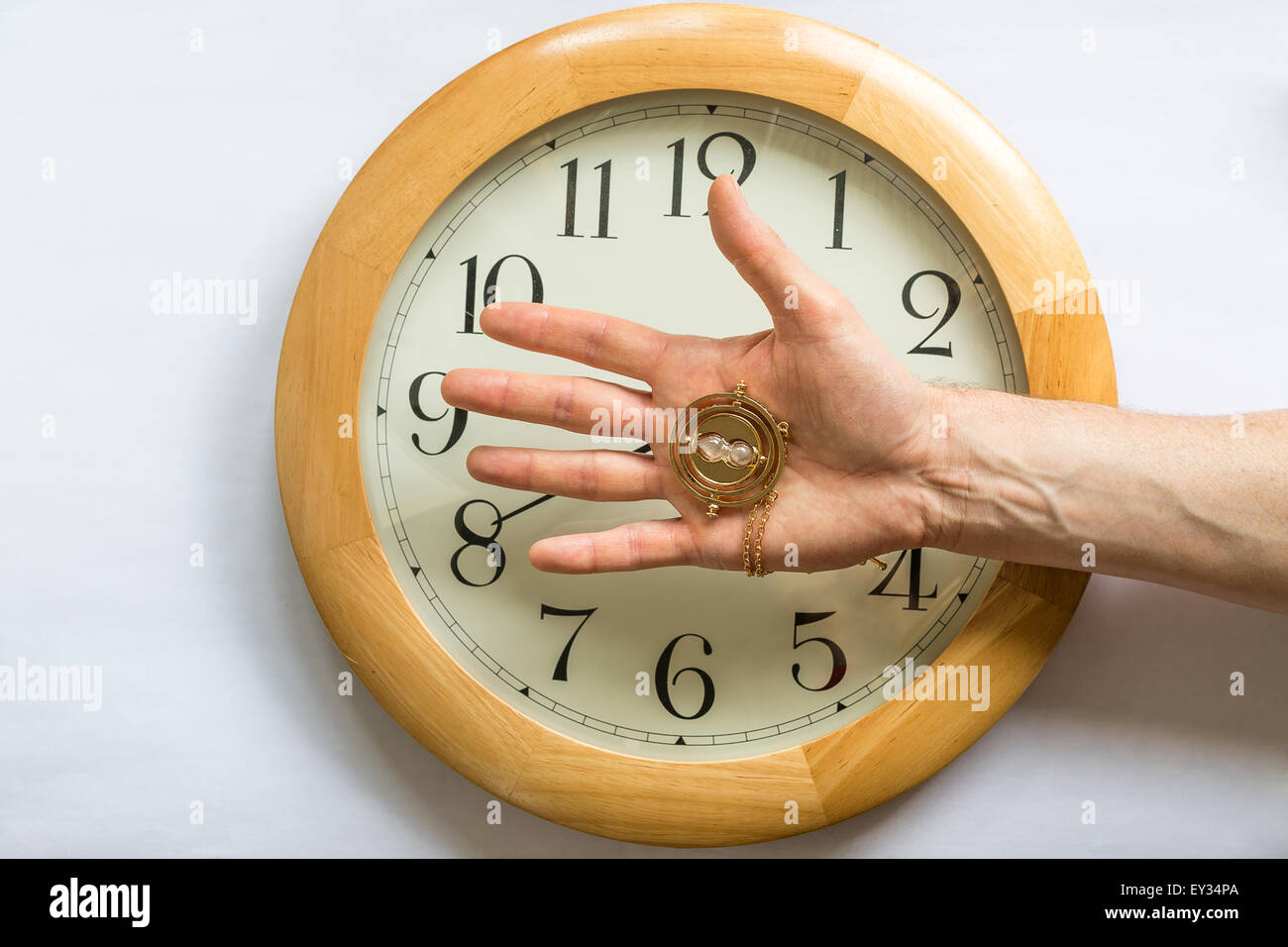 The flowing time clock hi-res stock photography and images - Alamy