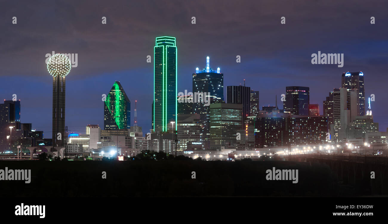 Dallas expressway hi-res stock photography and images - Alamy