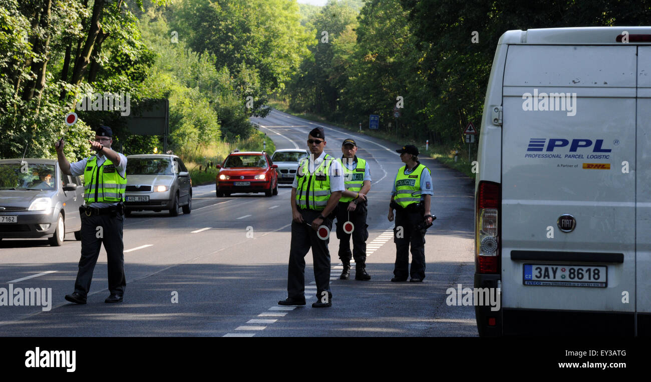 Czech foreign police and traffic police raid during the security action ...