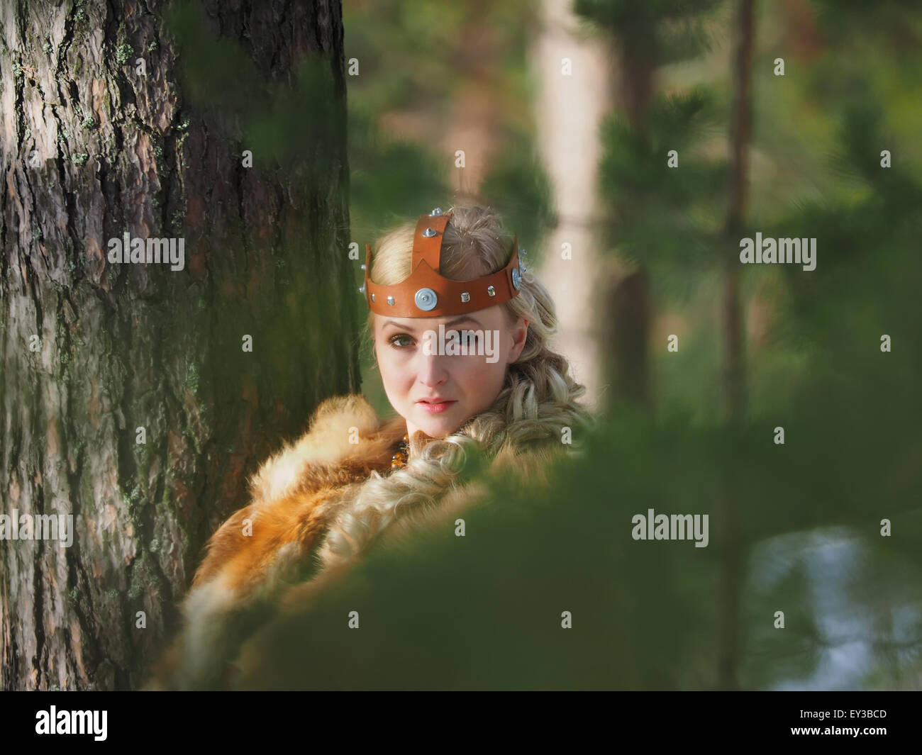 Medieval girl in the woods Stock Photo - Alamy