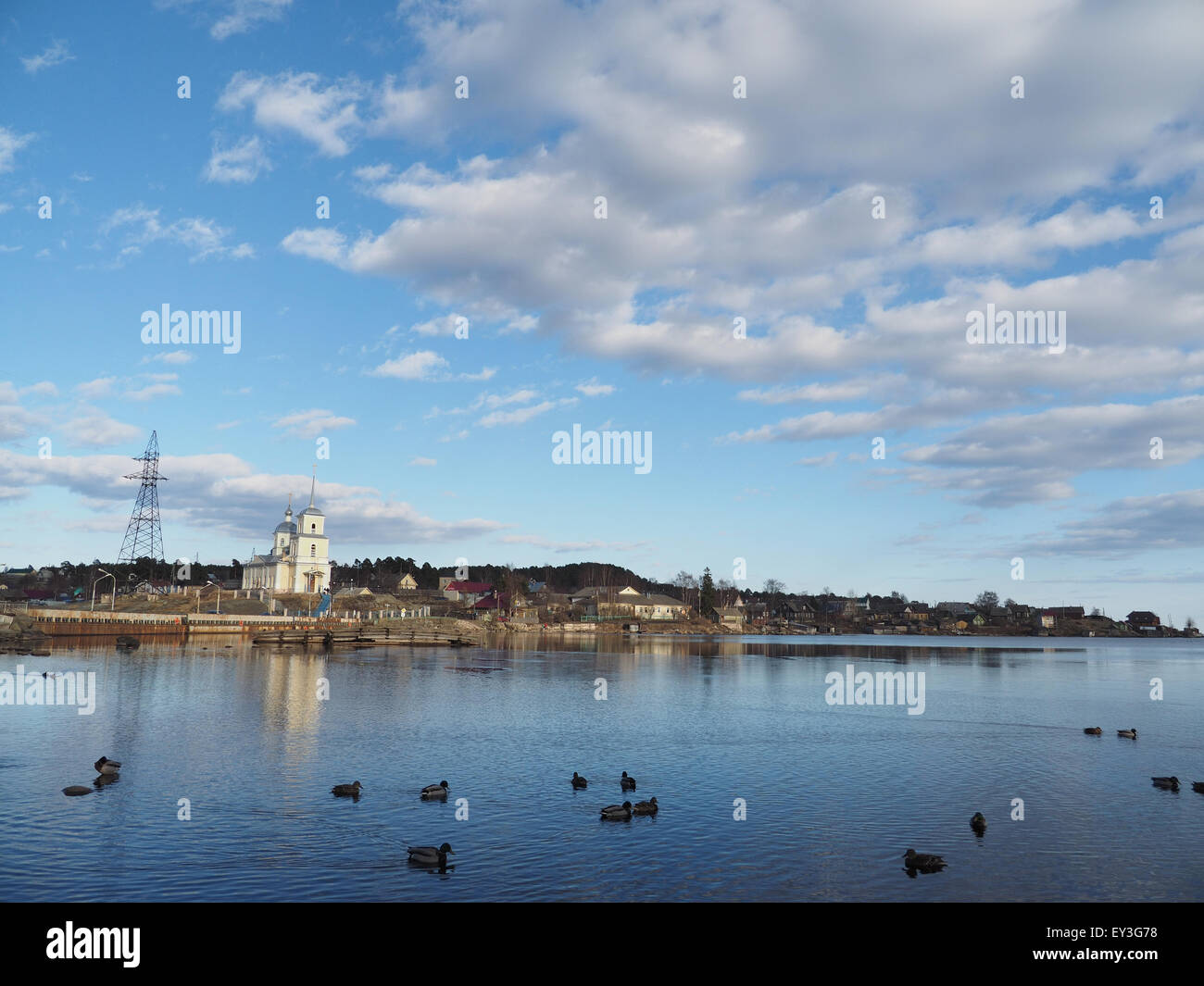 Lakeside city hi-res stock photography and images - Alamy
