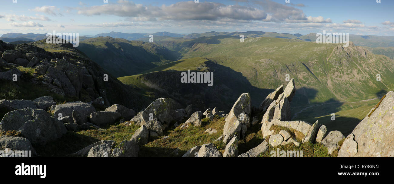 Great slab of bowfell hi-res stock photography and images - Alamy