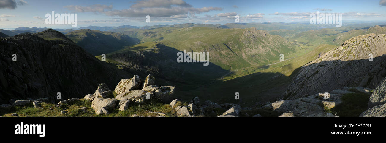 Bowfell great slab hi-res stock photography and images - Alamy