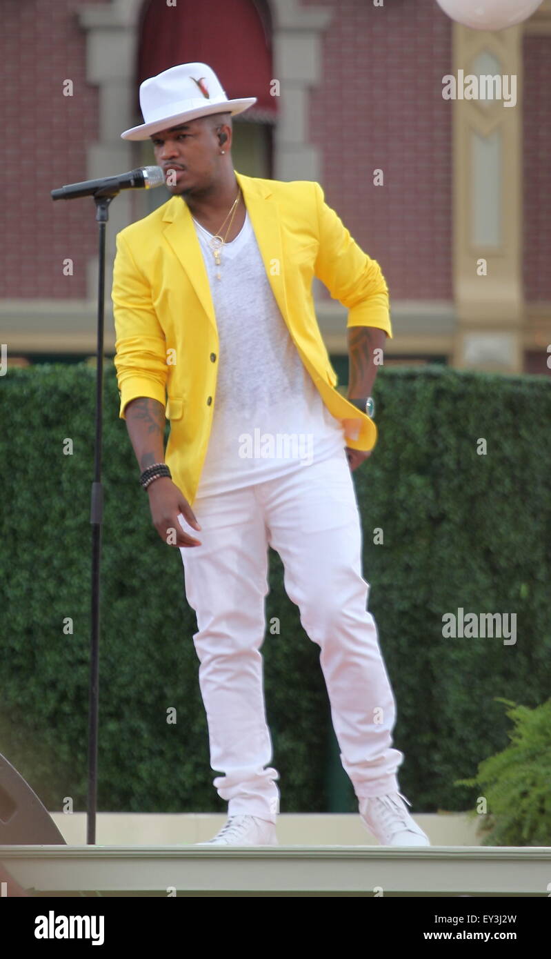 Singer Ne-Yo performs live on 'Live! with Kelly and Michael' Disneyland ...