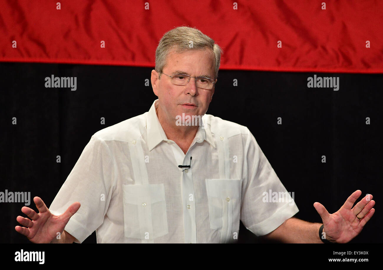 Jeb Bush attends reception hosted by Right To Rise PAC Featuring: Jeb ...