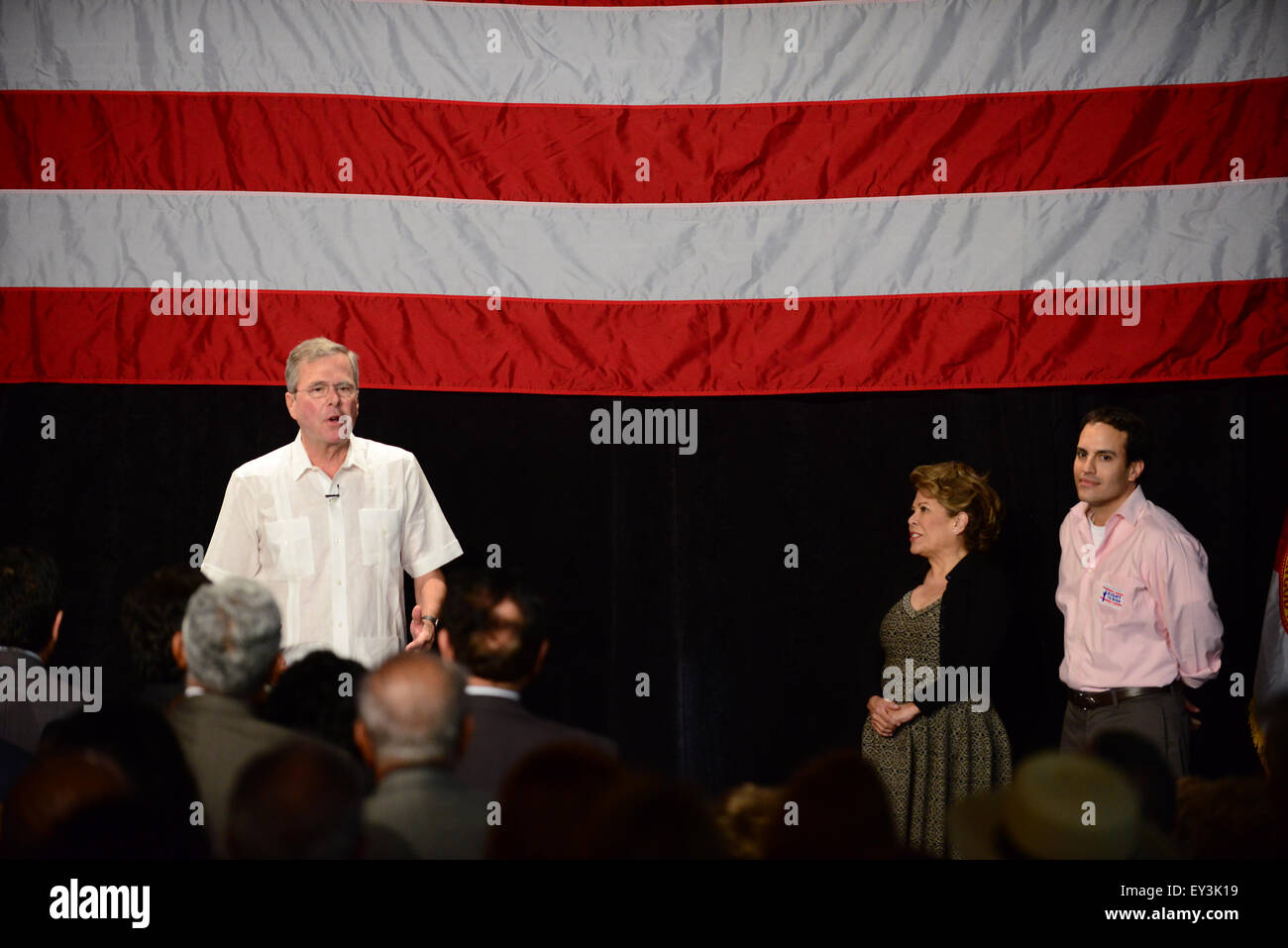 Jeb Bush attends reception hosted by Right To Rise PAC Featuring: Jeb ...