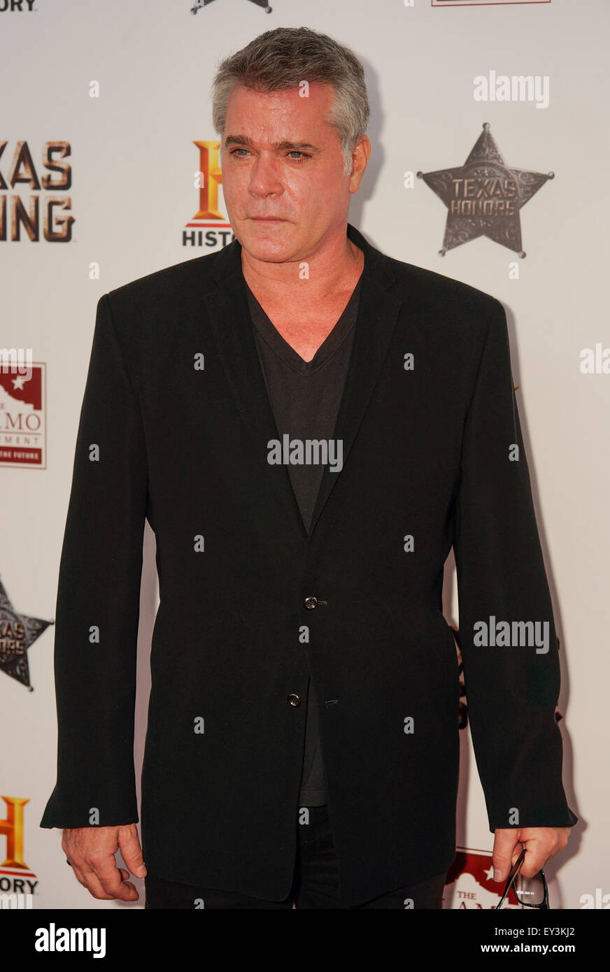 History's new miniseries 'Texas Rising' premiere at The Alamo ...