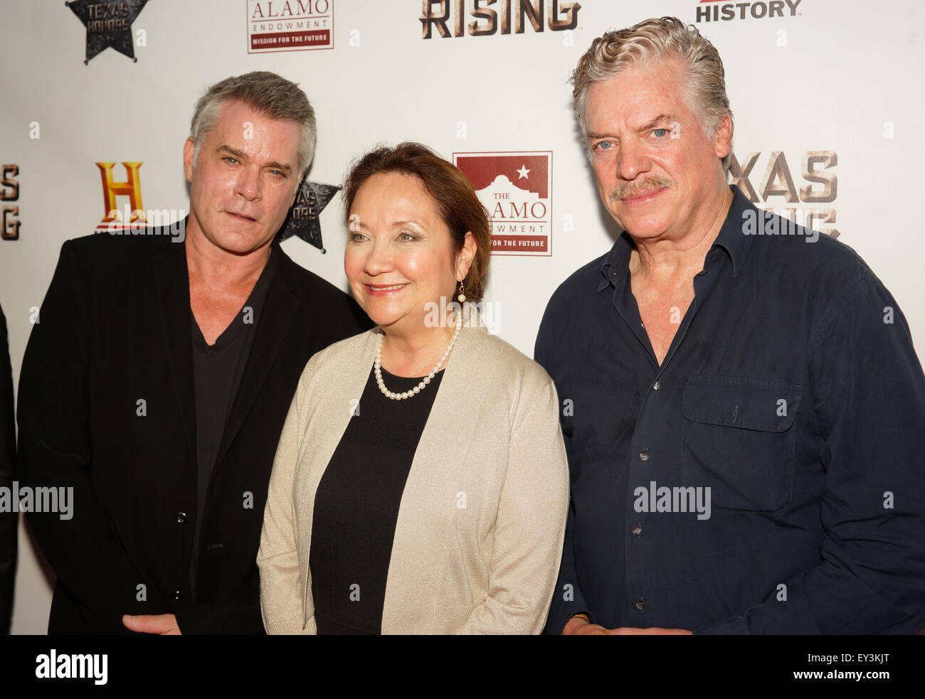 History's new miniseries 'Texas Rising' premiere at The Alamo ...
