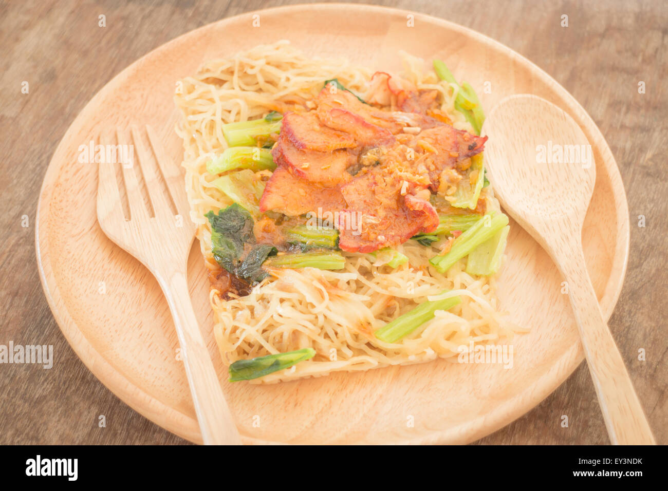 Wheat noodles with barbecued red pork hi-res stock photography and ...