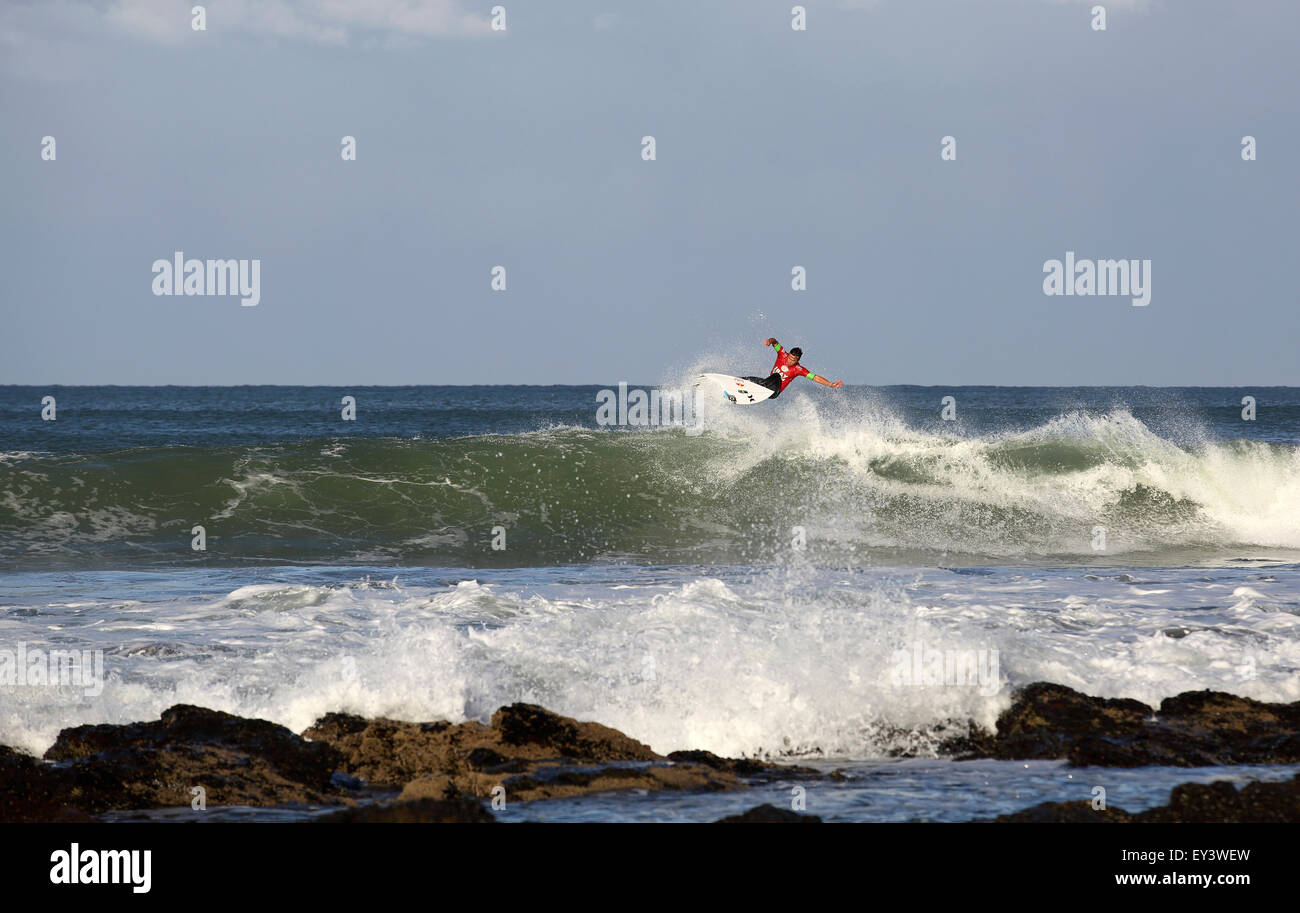 Julian Wilson Surfing Wallpaper