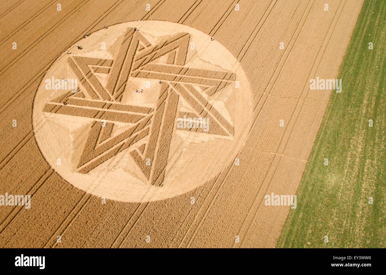 Alling, Germany. 21st July, 2015. A crop circle in a wheat field near ...