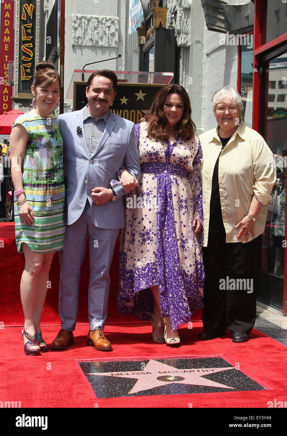 Melissa McCarthy recieves a star on the Hollywood Walk of Fame ...