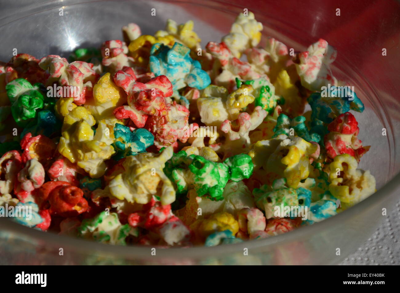 Cinema popcorn child hi-res stock photography and images - Alamy