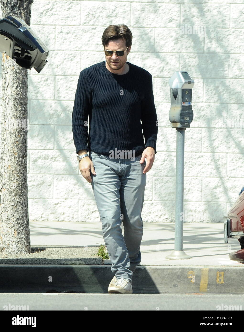 Actor Jason Bateman spending quality time with his dad Kent and ...