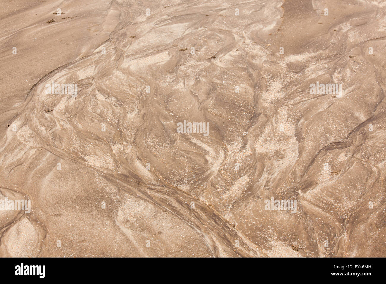 Natural sand patterns in beach Stock Photo - Alamy