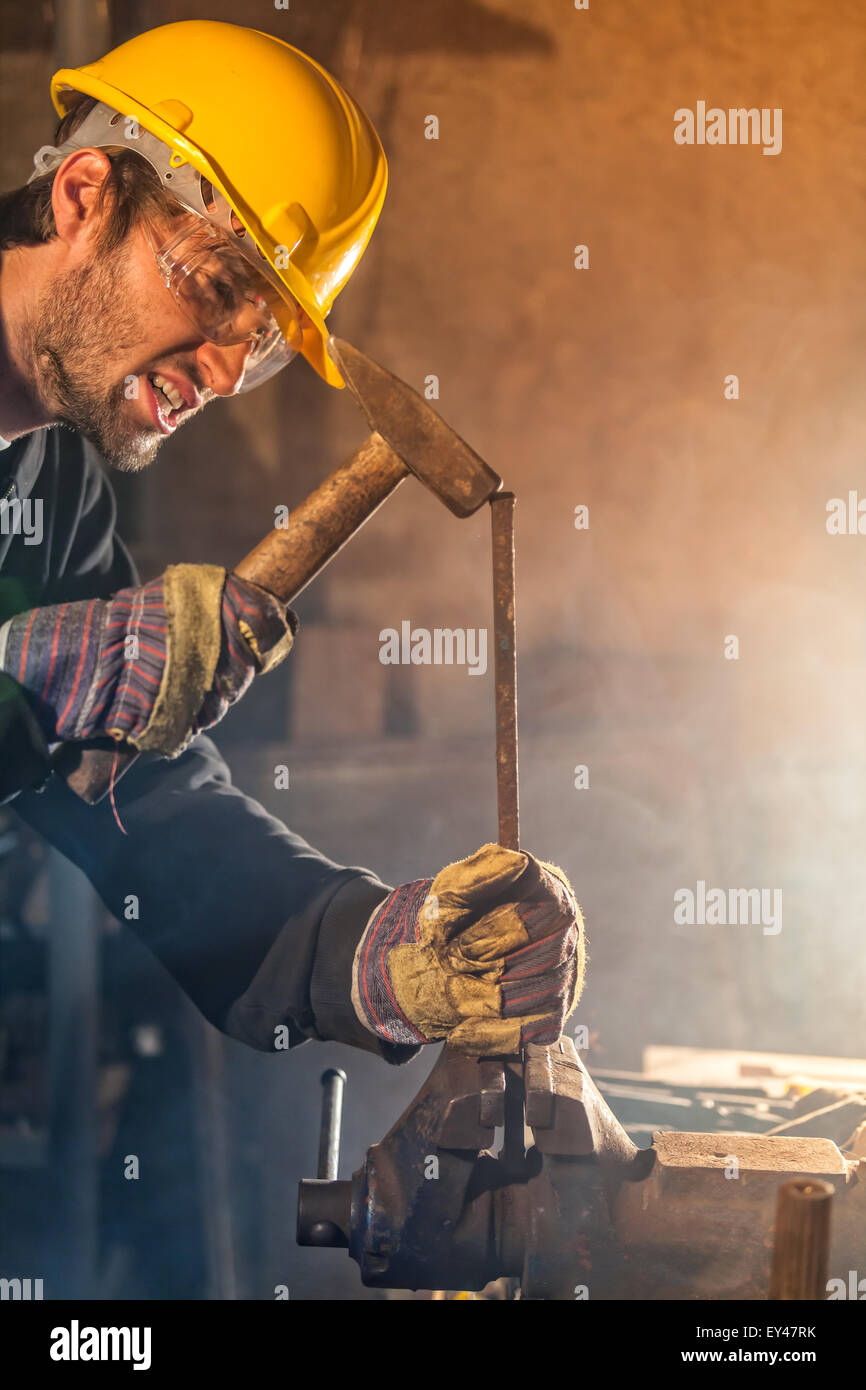 Face workshop hi-res stock photography and images - Alamy