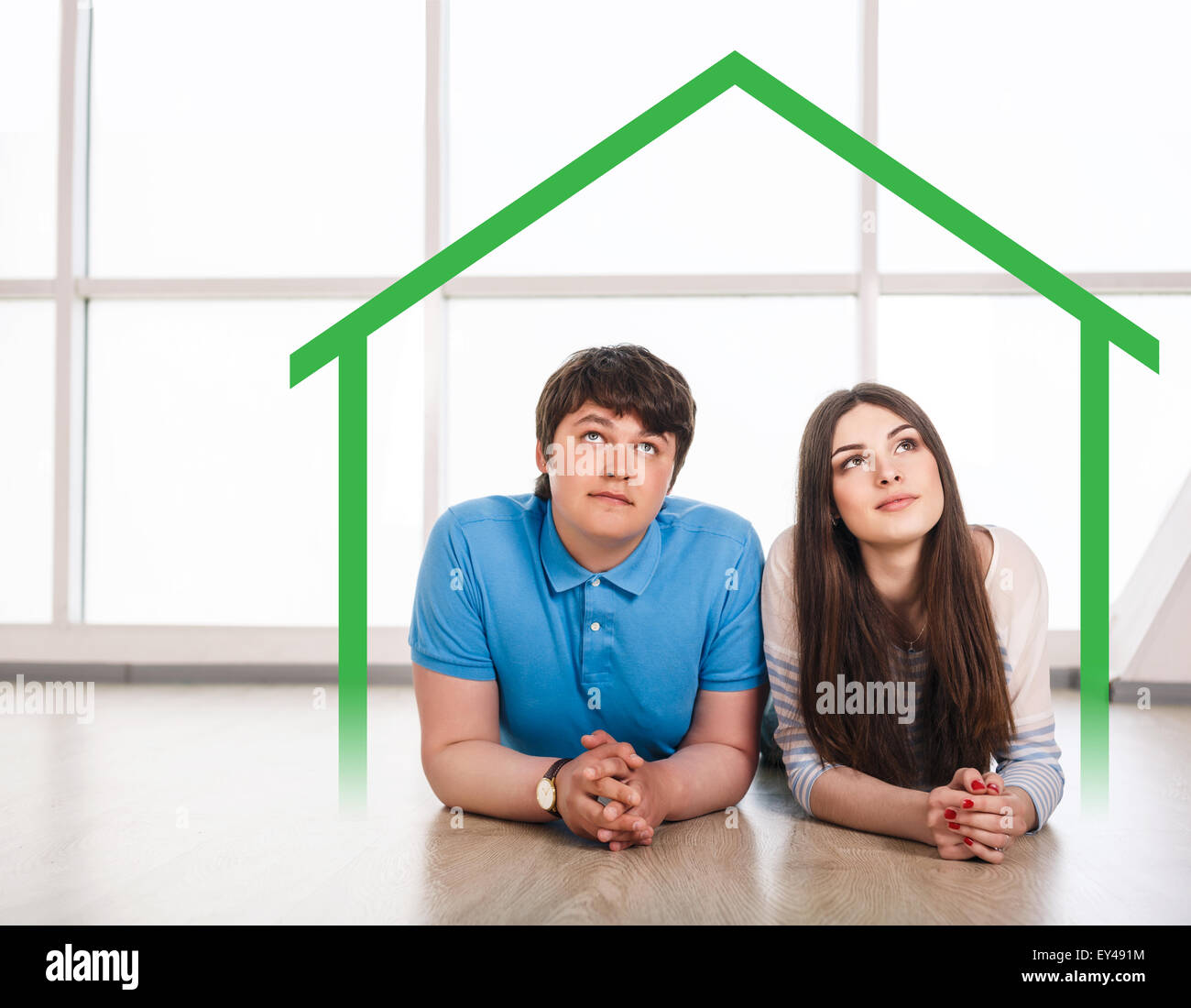 Dream home happy family hi-res stock photography and images - Alamy