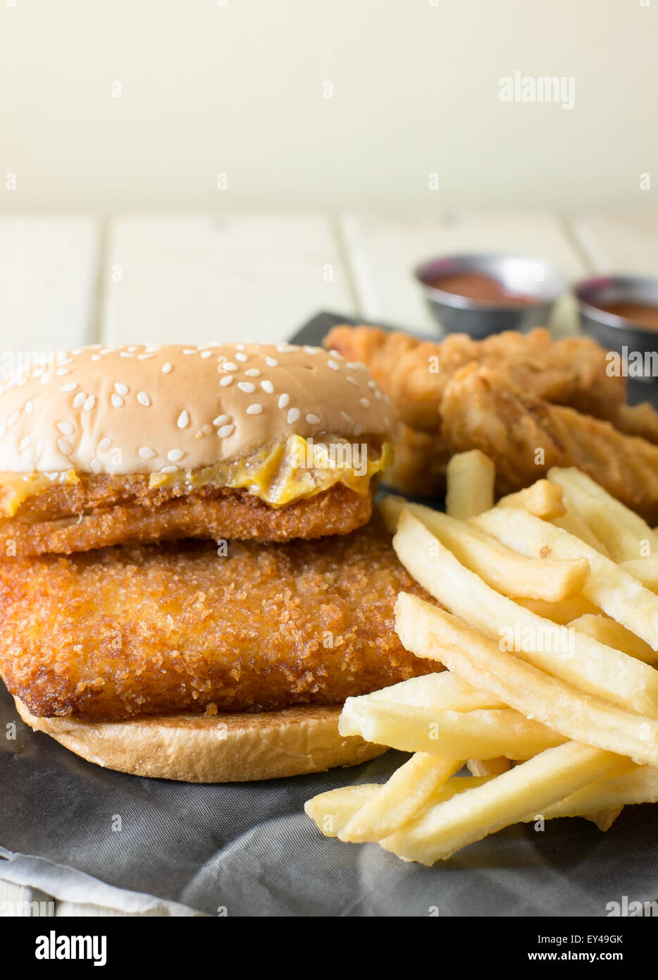 Double fish hi-res stock photography and images - Alamy