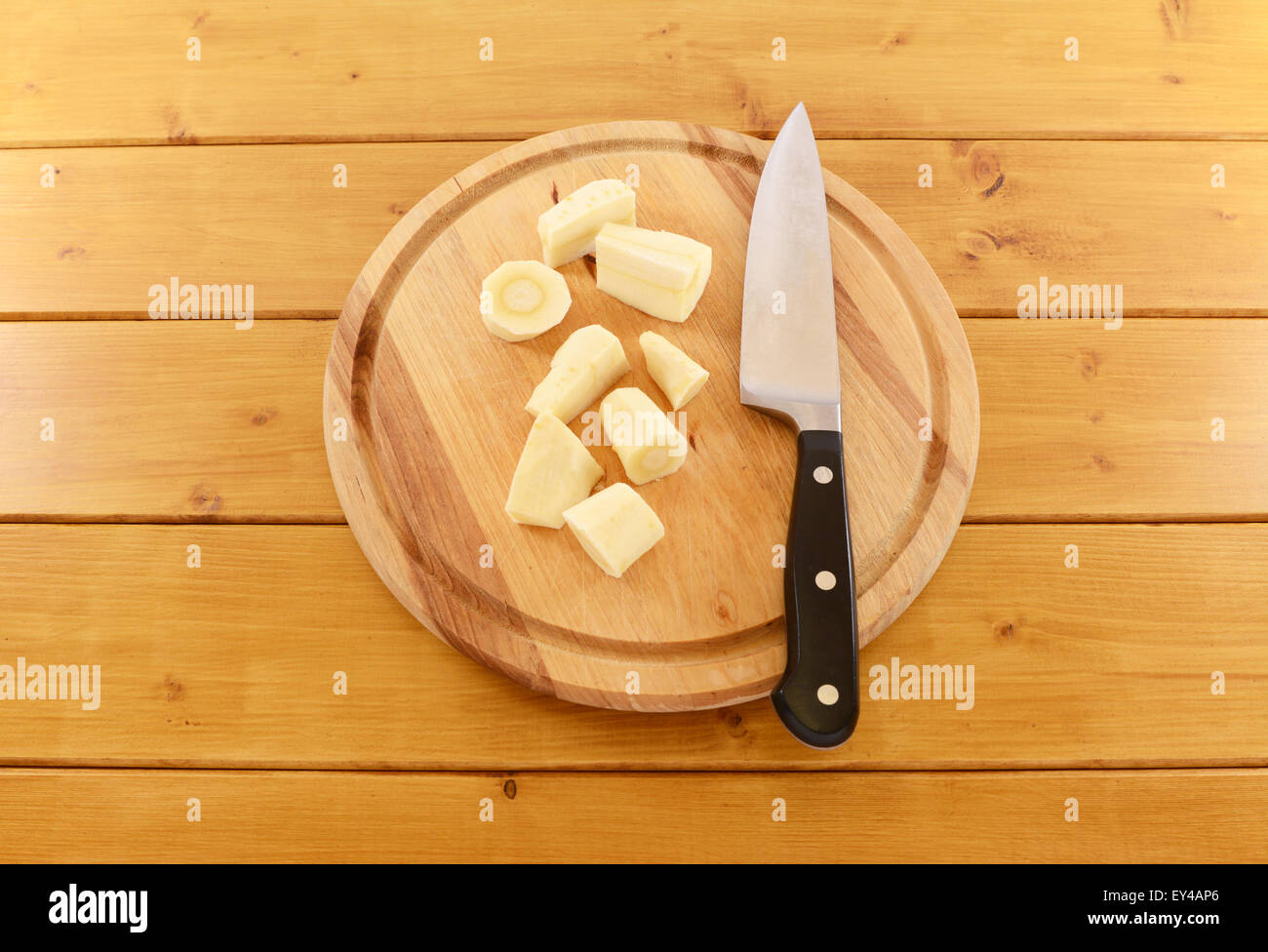 Chop parsnip hi-res stock photography and images - Alamy
