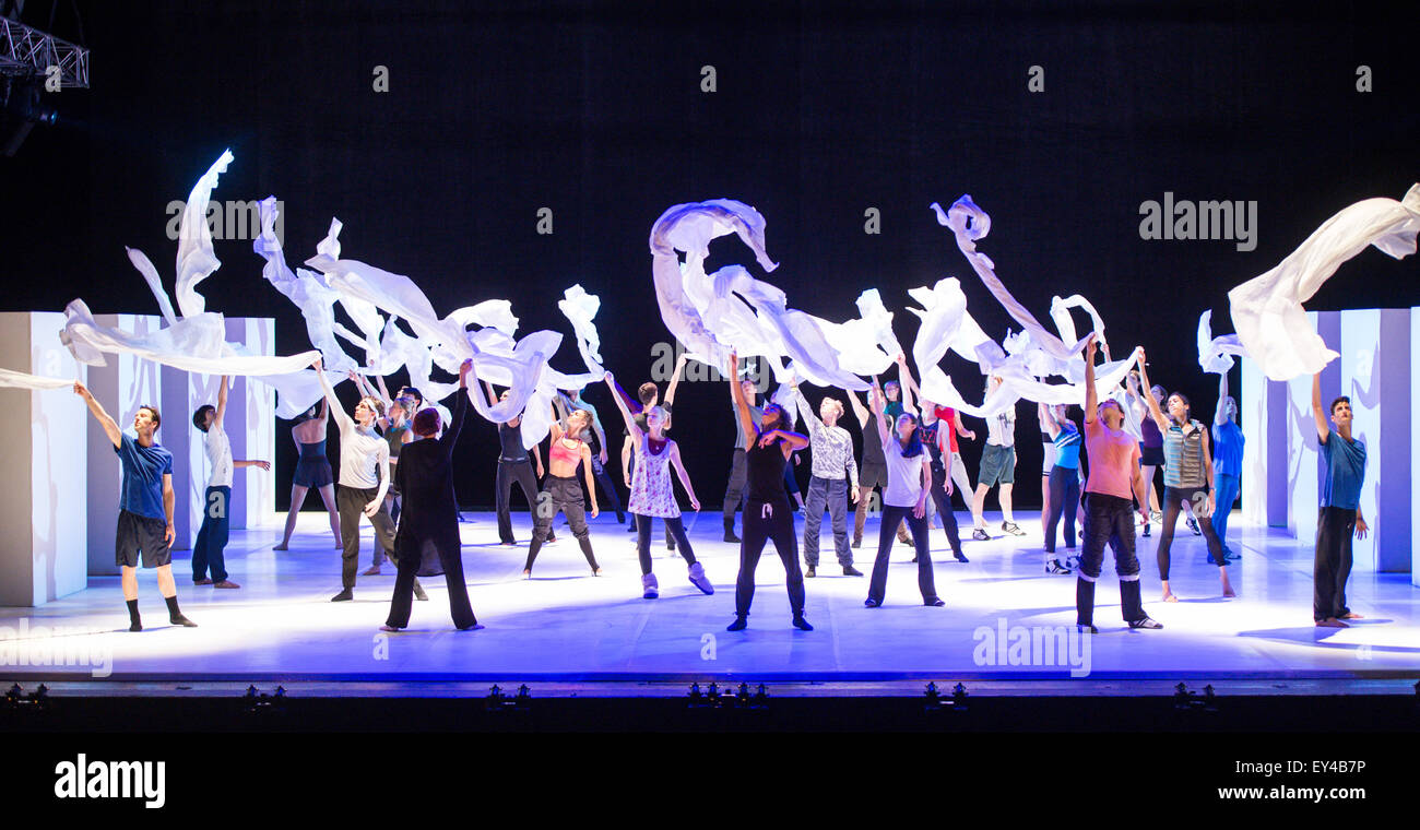 Berlin, Germany. 21st July, 2015. Dancers of Swiss ballet company ...