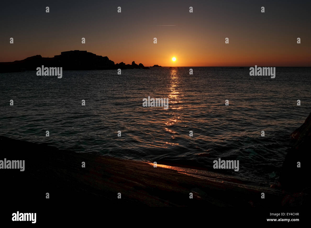 Sunset on beach beautiful hi-res stock photography and images - Alamy
