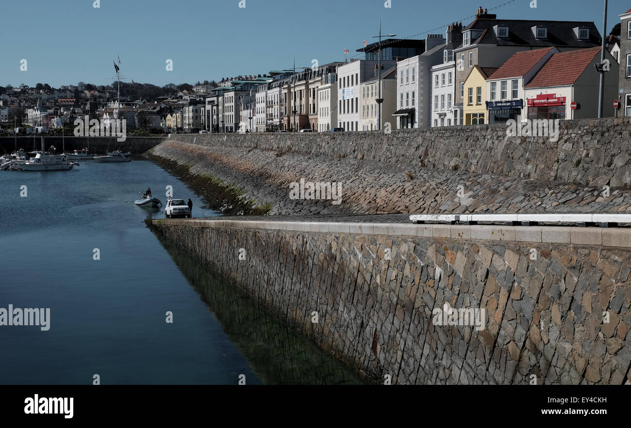 Guernsey tide hi-res stock photography and images - Alamy