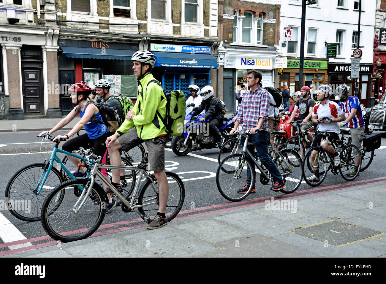 Commuter cyclists in advanced stop lane, London Borough of Islington ...
