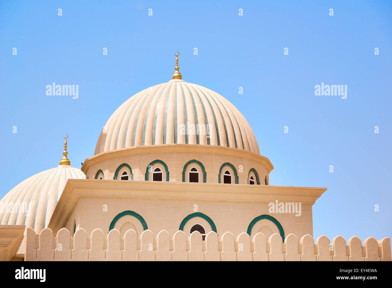 Picture of the dome of a mosque with blue sky in Oman Stock Photo - Alamy