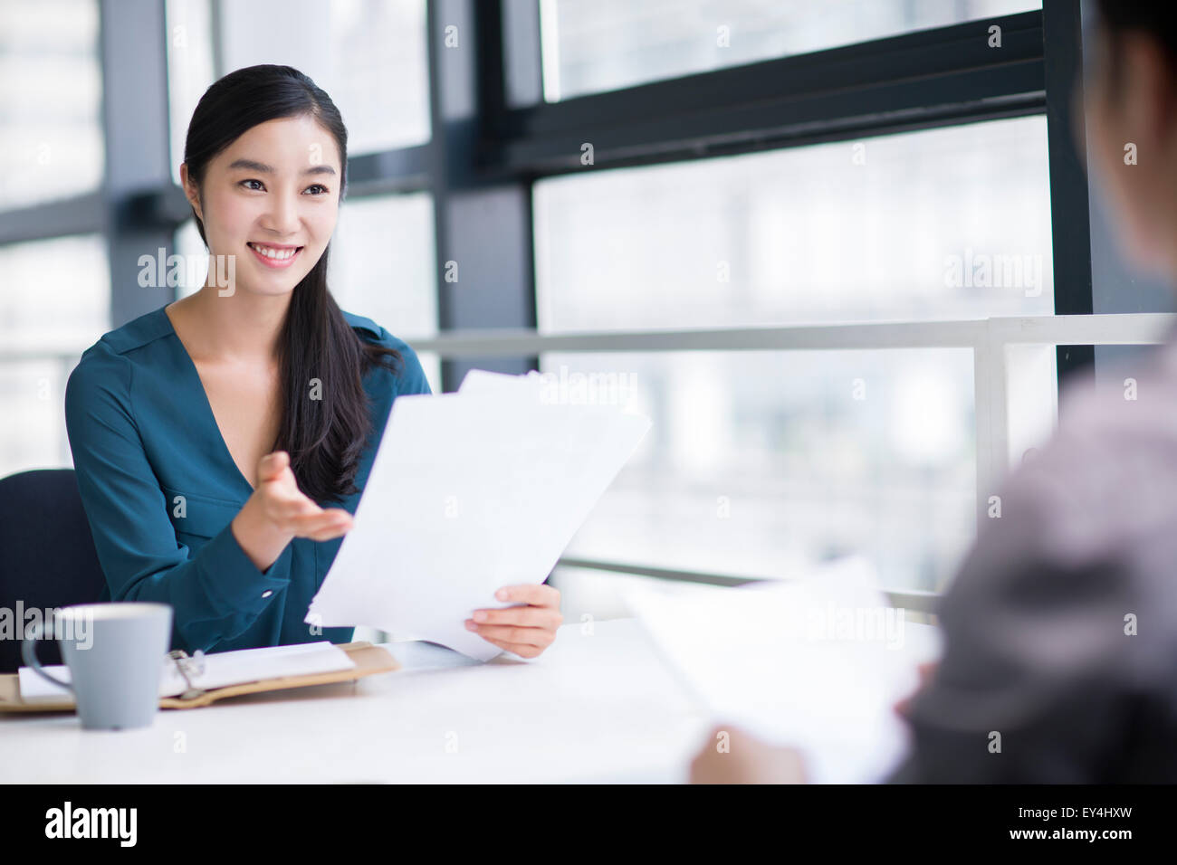 Interview two people hi-res stock photography and images - Alamy