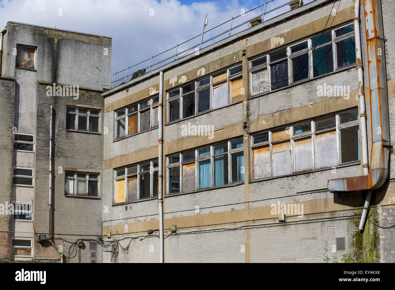 Run Down Buildings Uk High Resolution Stock Photography and Images - Alamy