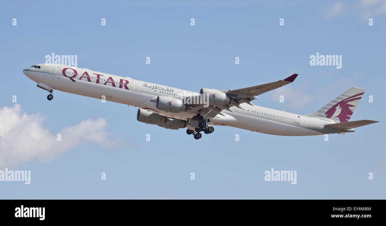 Qatar Airways A340