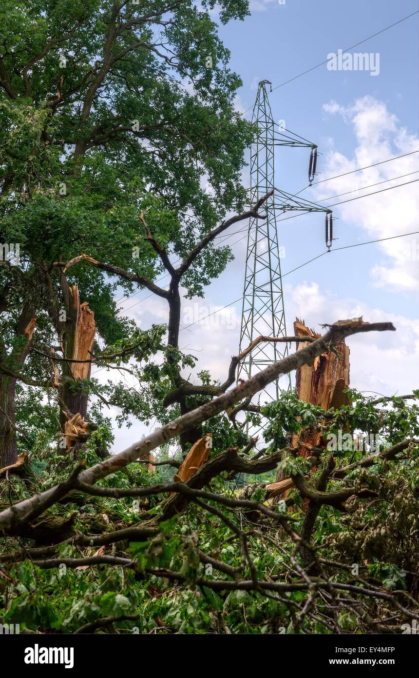 Electric pole tornado hi-res stock photography and images - Alamy